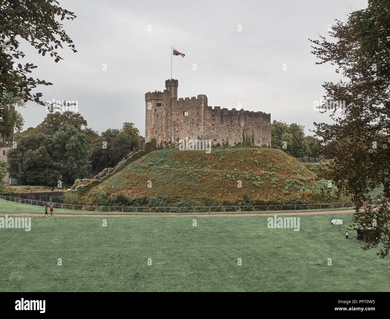 Cardiff castles hi-res stock photography and images - Alamy