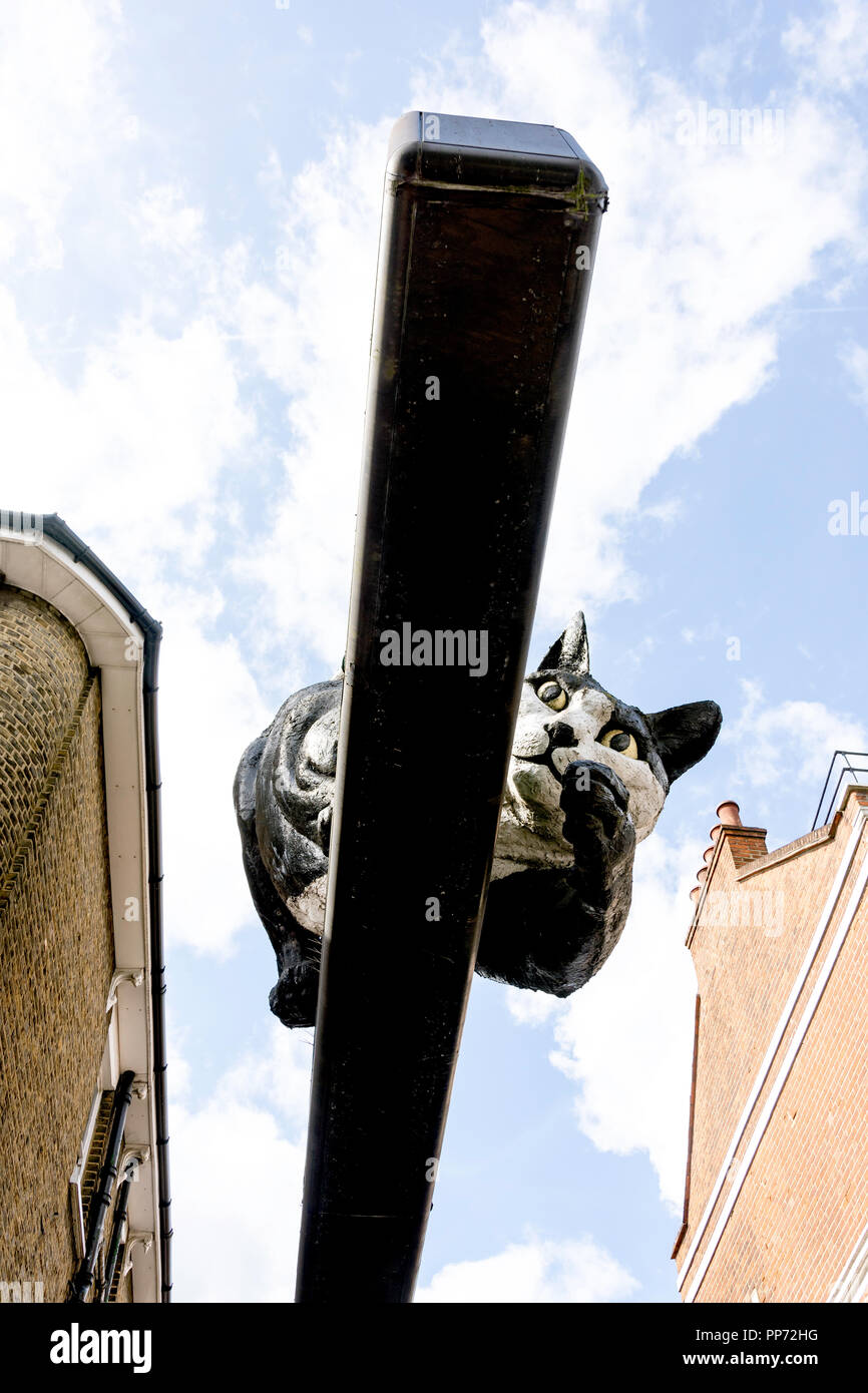 The Catford Centre sign, Rushey Green, Catford, London Borough of ...