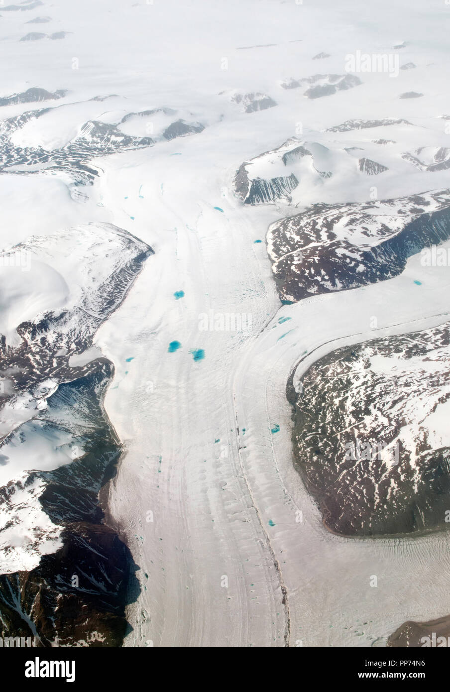 Ice floes from the air hi-res stock photography and images - Alamy