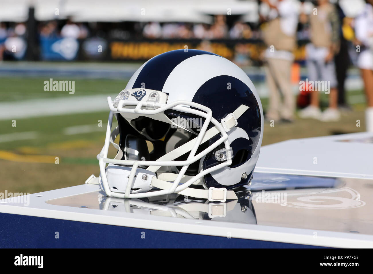 Los angeles rams helmet hi-res stock photography and images - Alamy