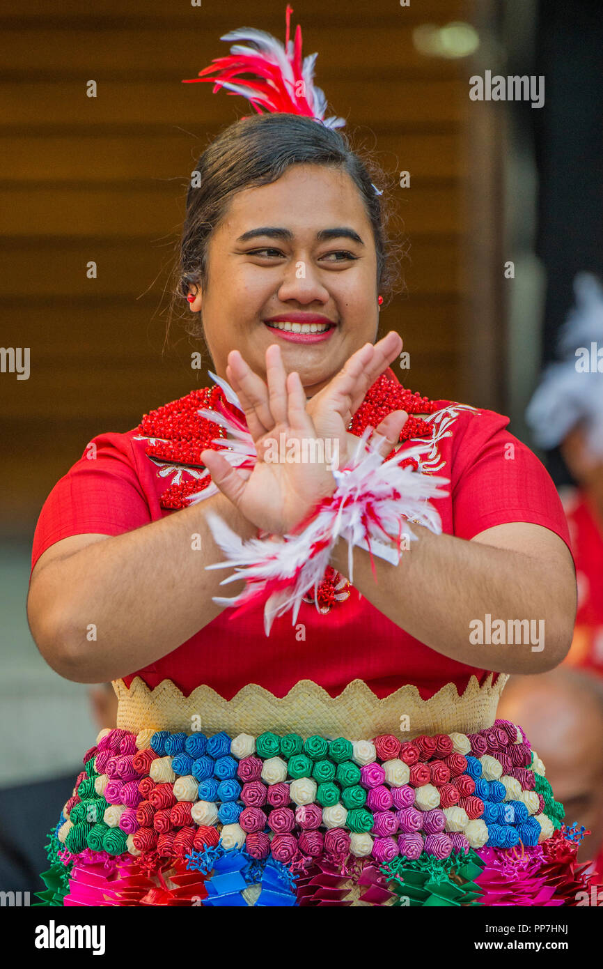 Tongan ceremony hi-res stock photography and images - Alamy