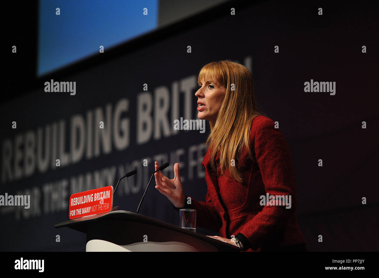 Angela raynor hi-res stock photography and images - Alamy