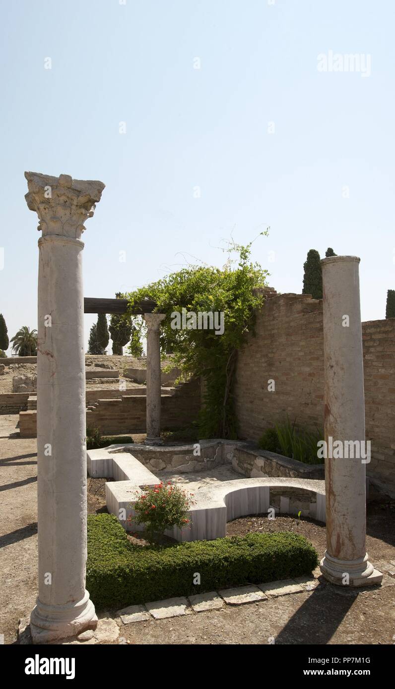 Lordly houses hi-res stock photography and images - Alamy