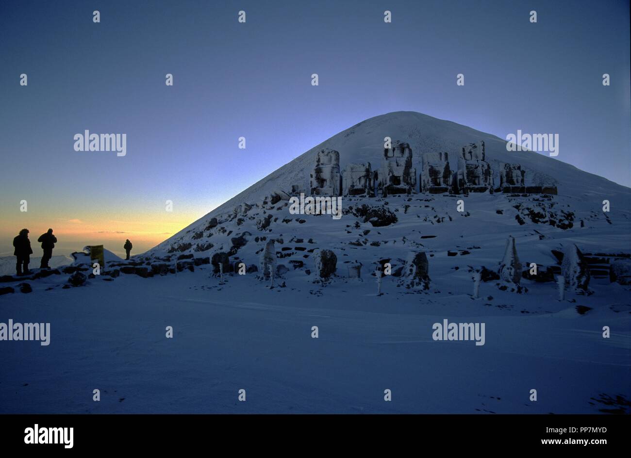 Monte nemrut hi-res stock photography and images - Alamy