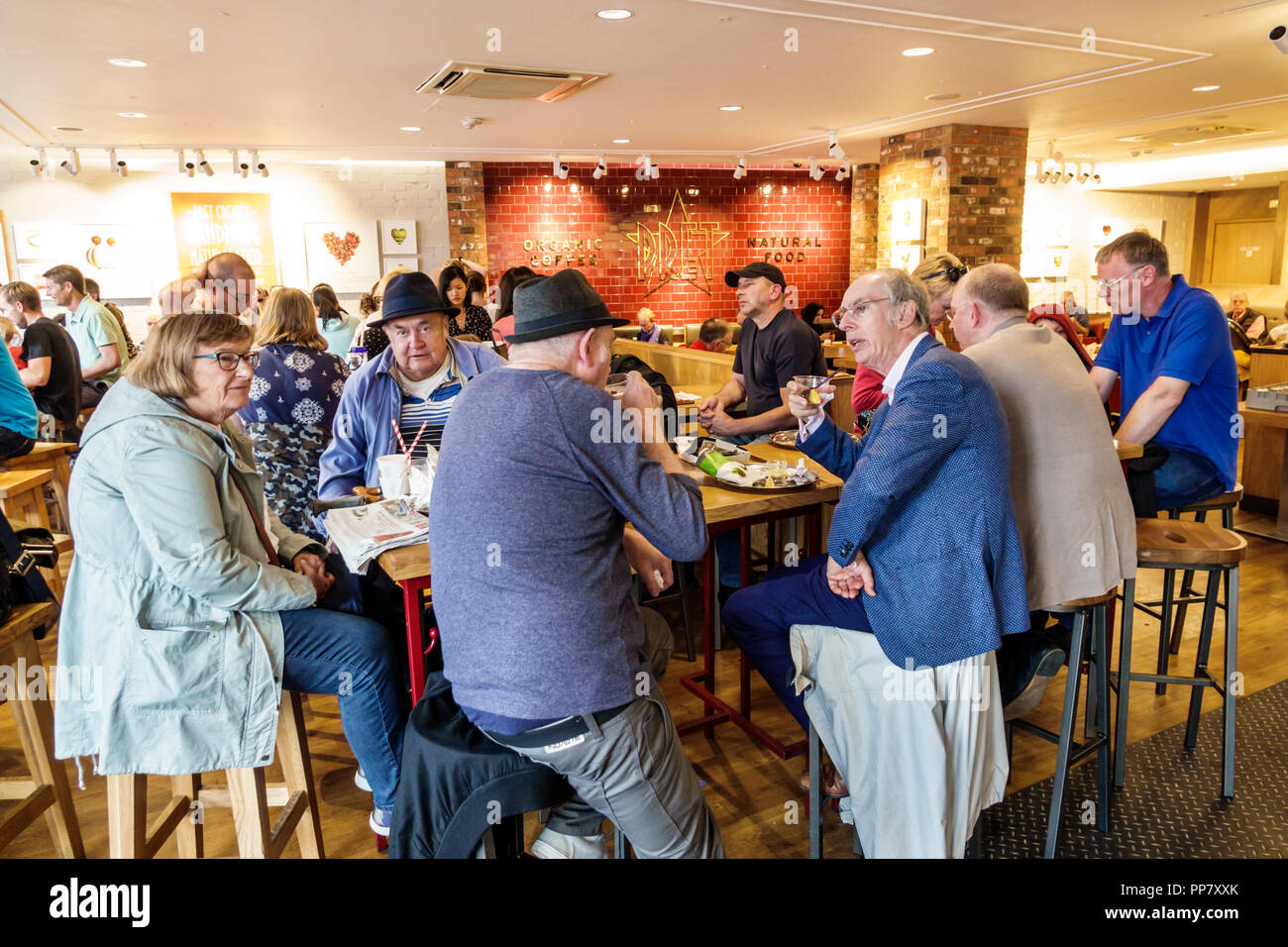 Table A Manger High Resolution Stock Photography and Images - Alamy