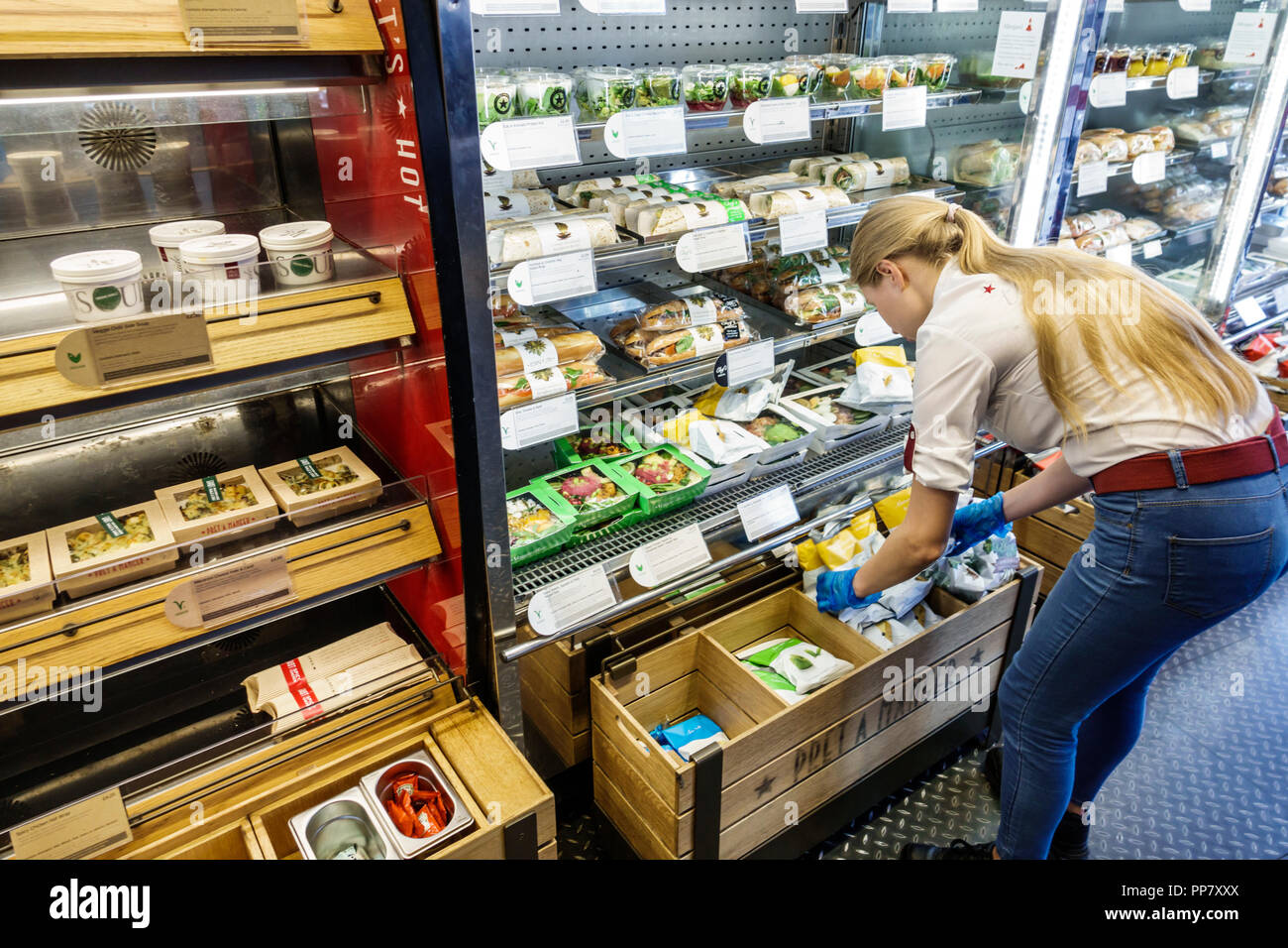 Away in a manger hi-res stock photography and images - Alamy