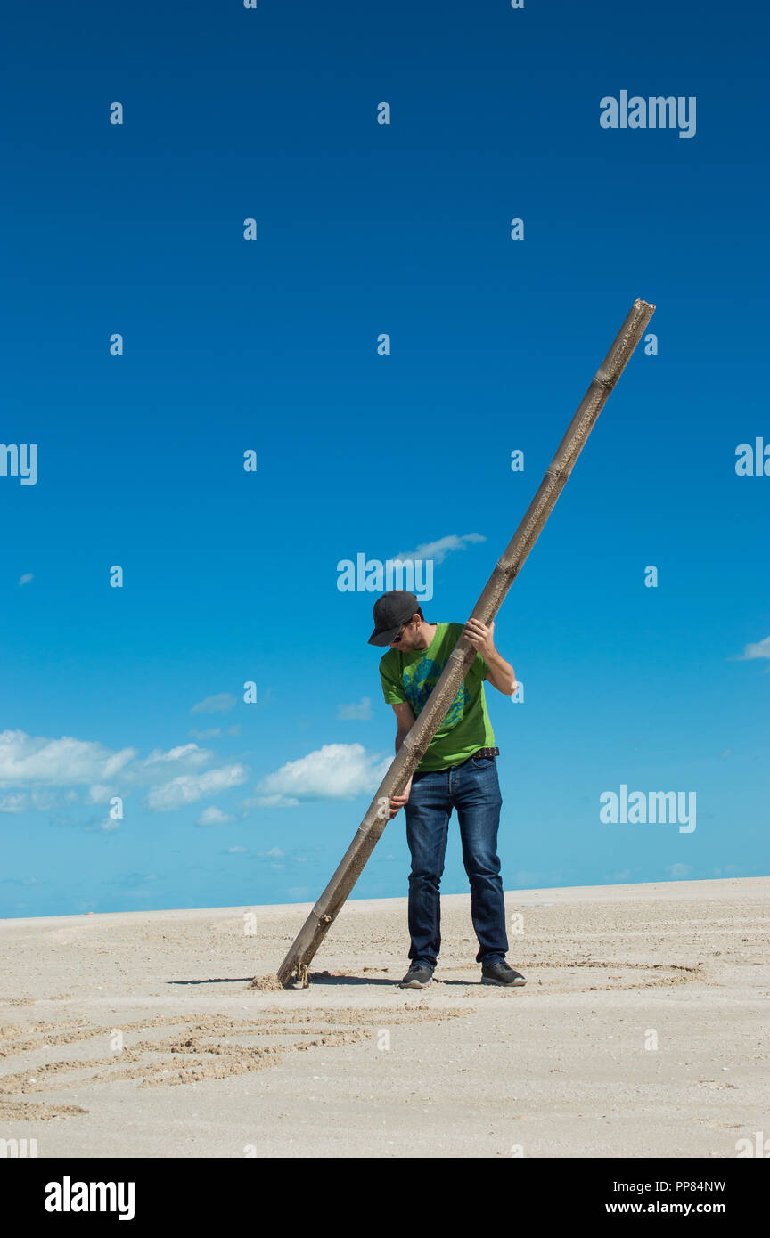 Drawing stick figures hi-res stock photography and images - Alamy