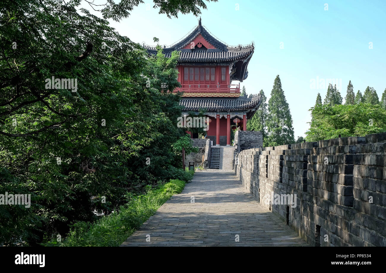 The ancient wall from Three Kingdoms in the Jingzhou City, Travel in ...