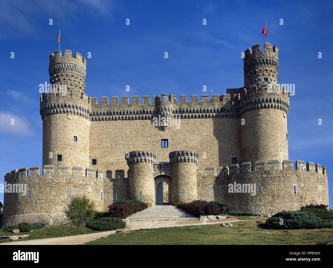 Château de la mendoza hi-res stock photography and images - Alamy