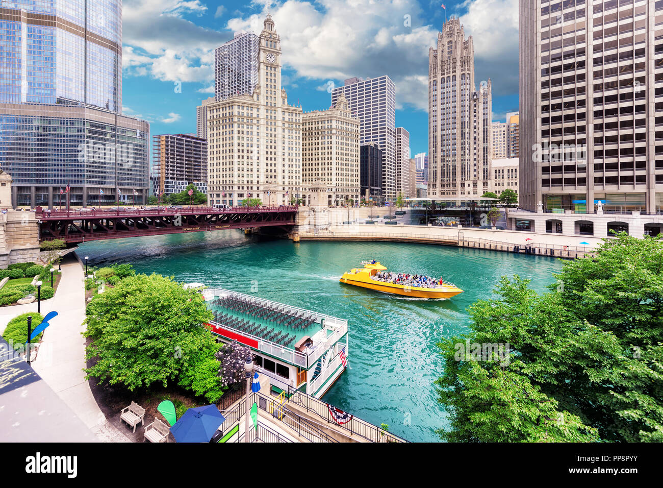 Chicago downtown skyline Stock Photo - Alamy