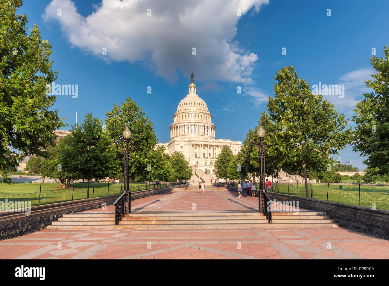 Washington dc capital building tourist hi-res stock photography and ...