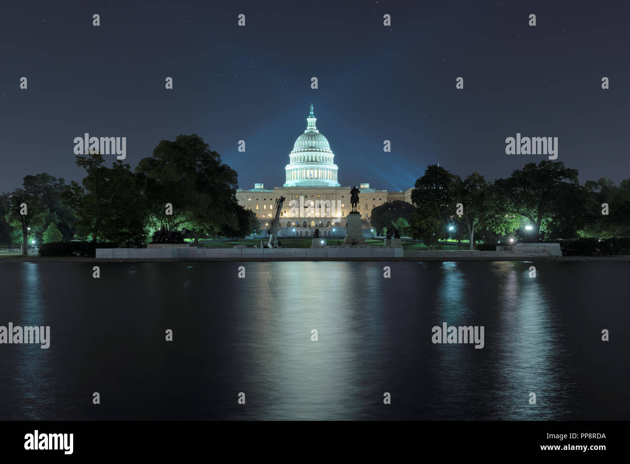 Washington dc skyline night hi-res stock photography and images - Alamy