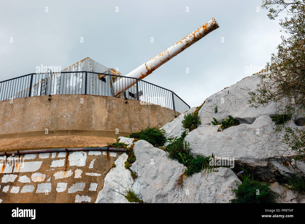 Gibraltar Defence Gun High Resolution Stock Photography and Images - Alamy
