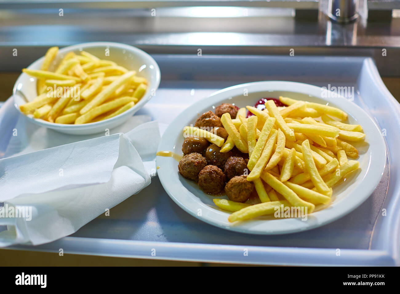 Well cookedfood hi-res stock photography and images - Alamy