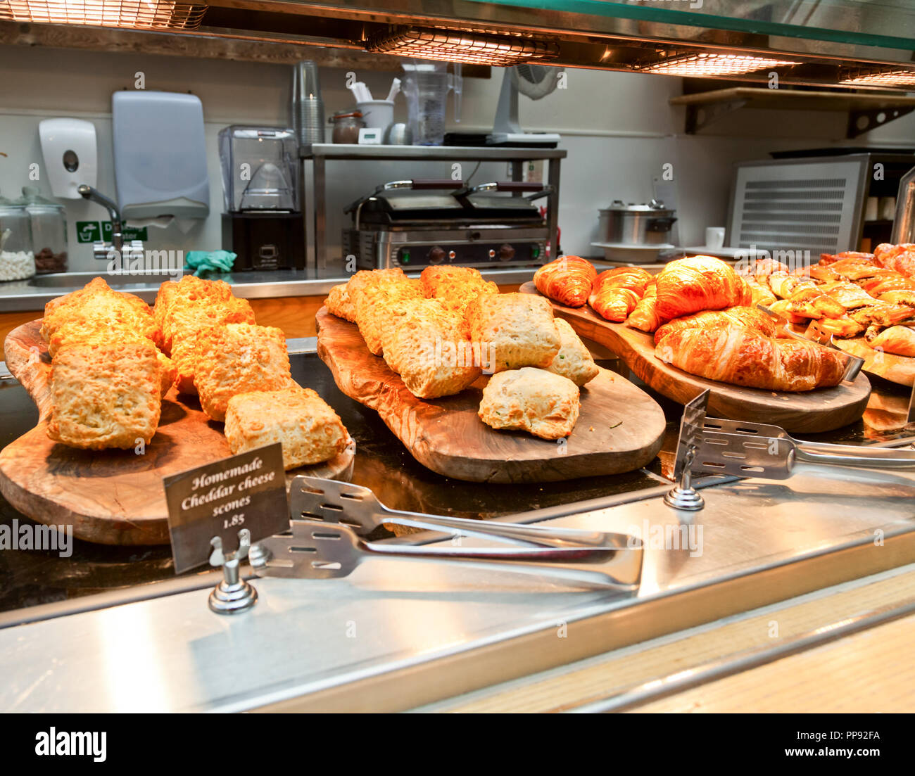 Cafeteria tray hi-res stock photography and images - Alamy