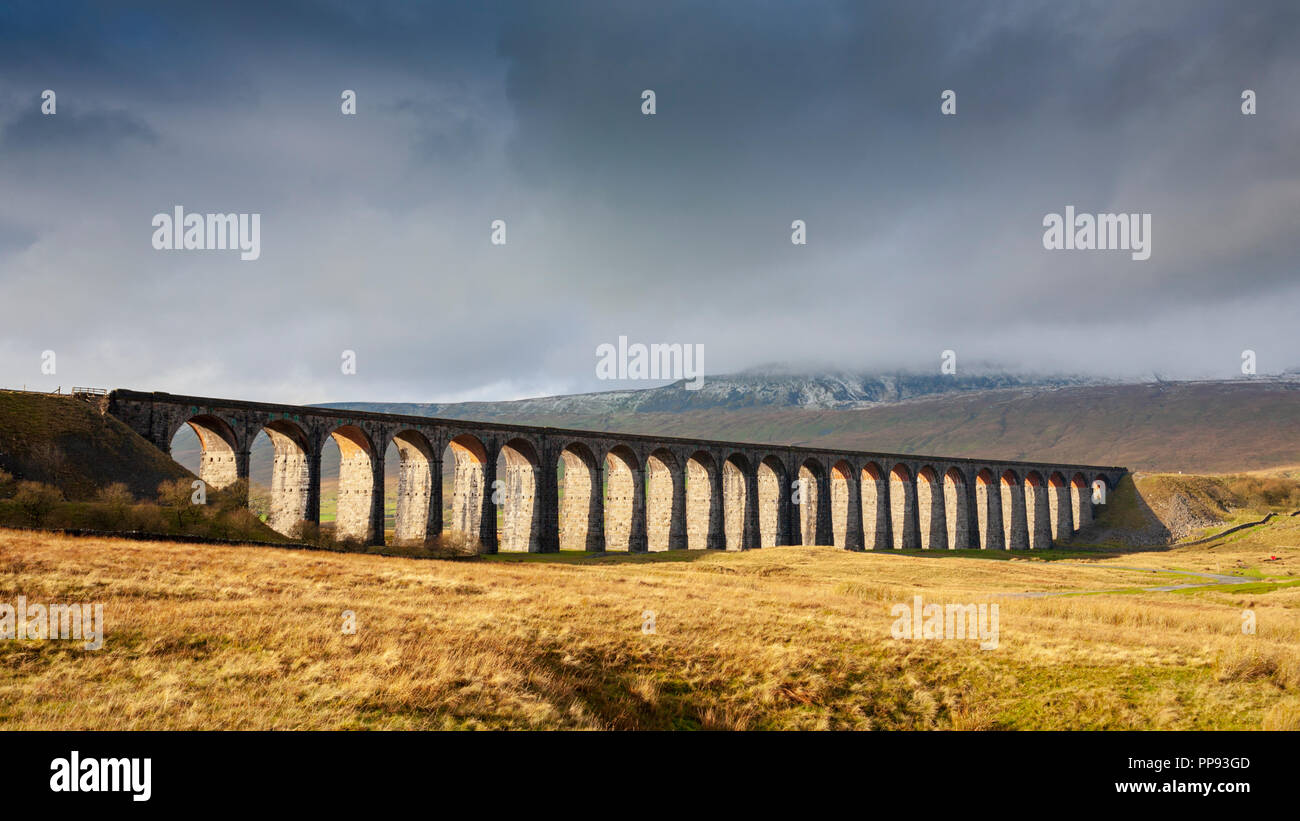 The Ribblehead Viaduct in winter, Yorkshire Dales, England Stock Photo ...