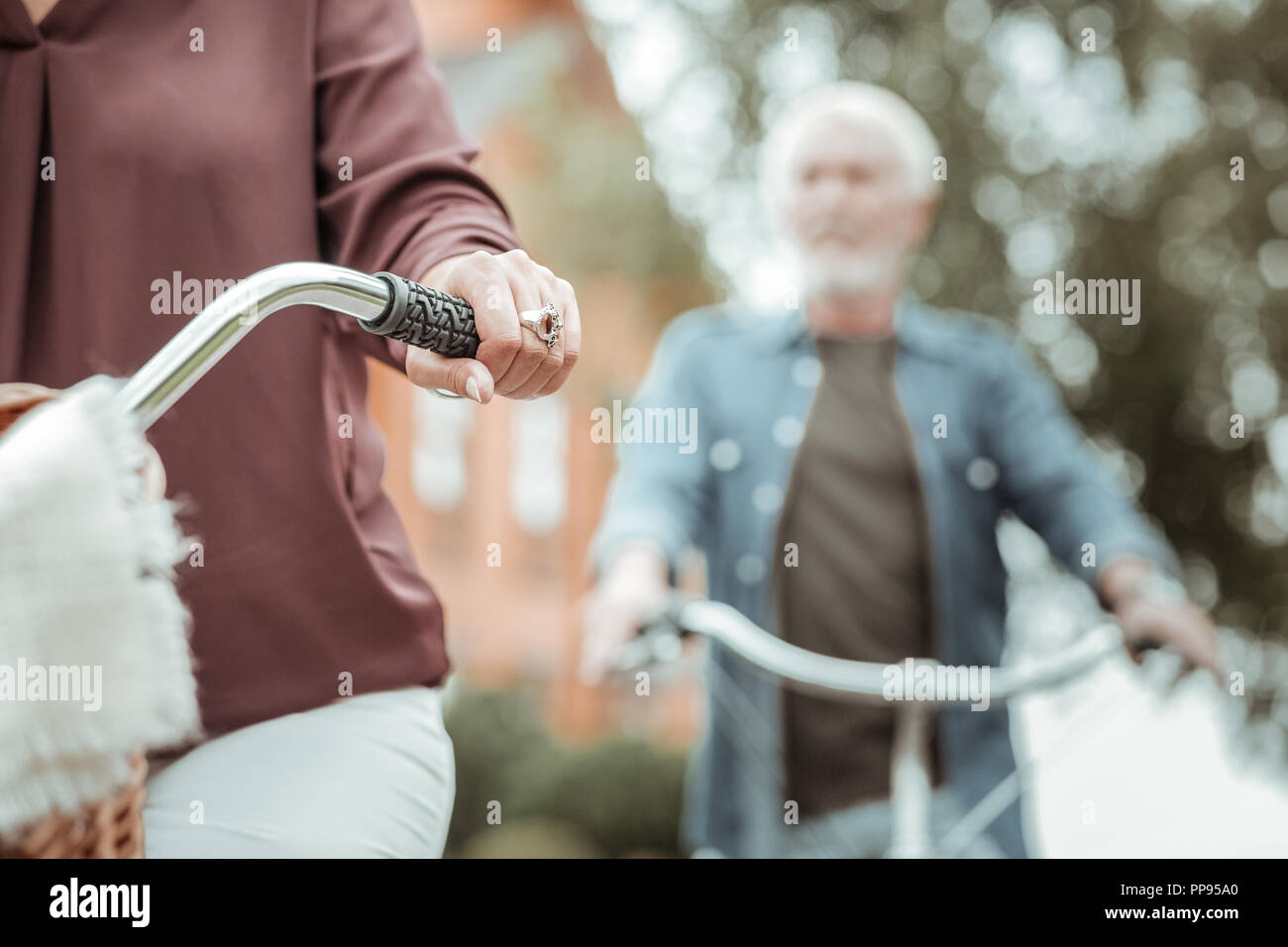Holding handlebar hi-res stock photography and images - Alamy