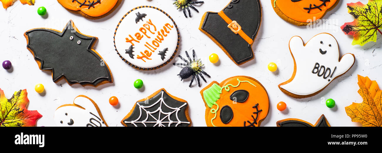 Halloween food background. Long format Stock Photo - Alamy