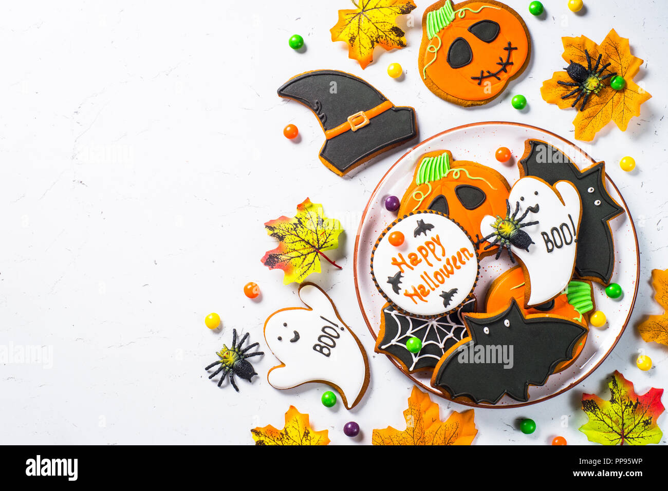 American halloween candy hi-res stock photography and images - Alamy