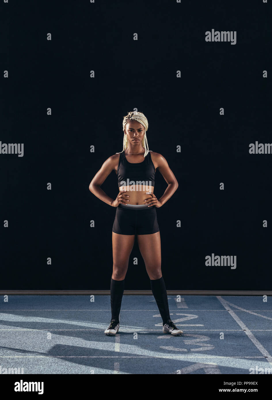 Black female athlete running hi-res stock photography and images - Alamy