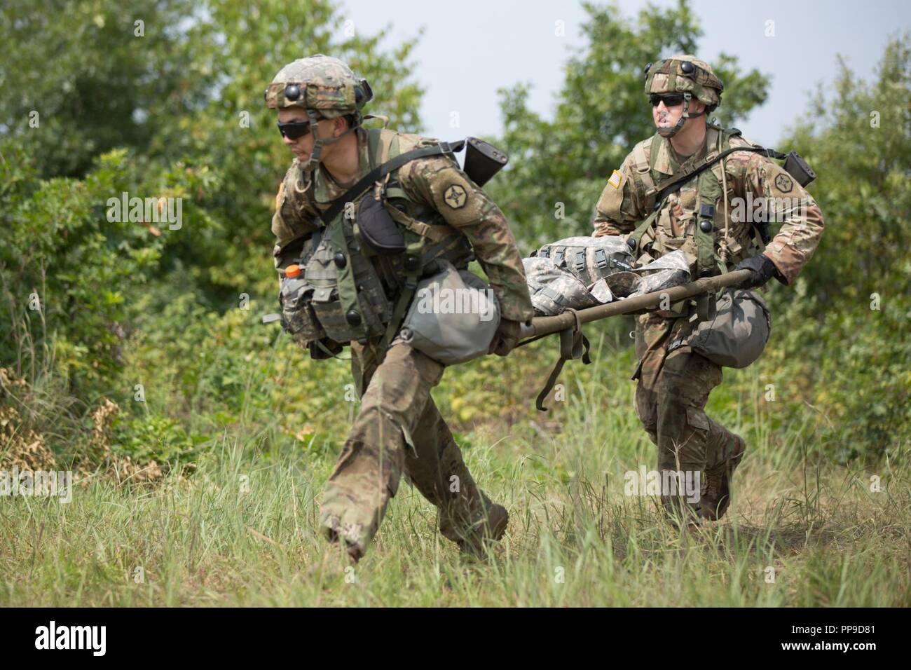 U.S. Army Reserve Soldiers Pfc. Brandon Vickers (left) and Pvt. Aaron ...