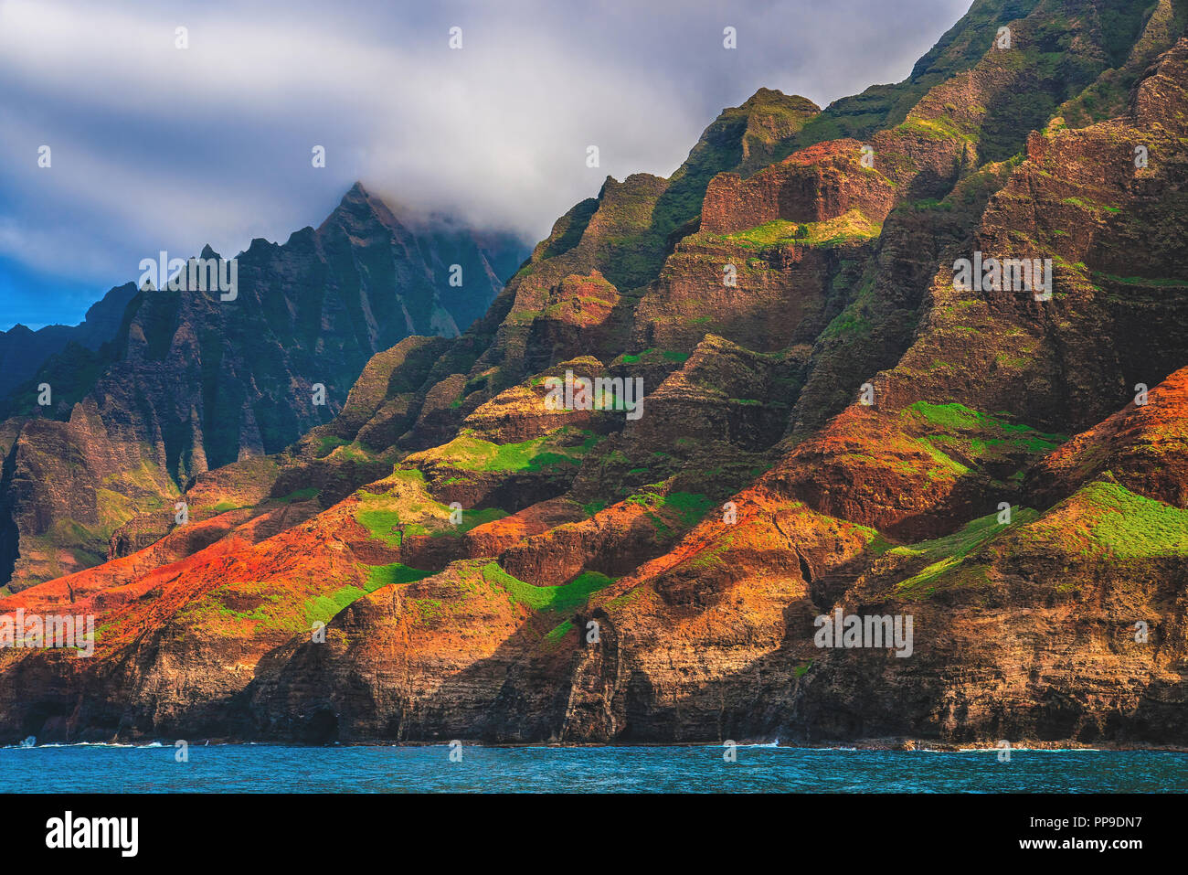 Visit napali coast hi-res stock photography and images - Alamy