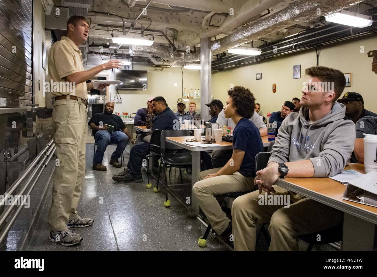 Usns carson city t epf 7 hi-res stock photography and images - Alamy