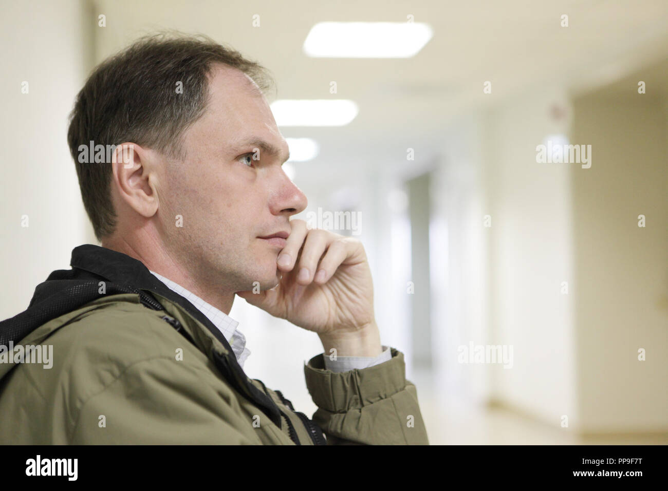 Patient waiting in the clinic for doctor appointment Stock Photo - Alamy