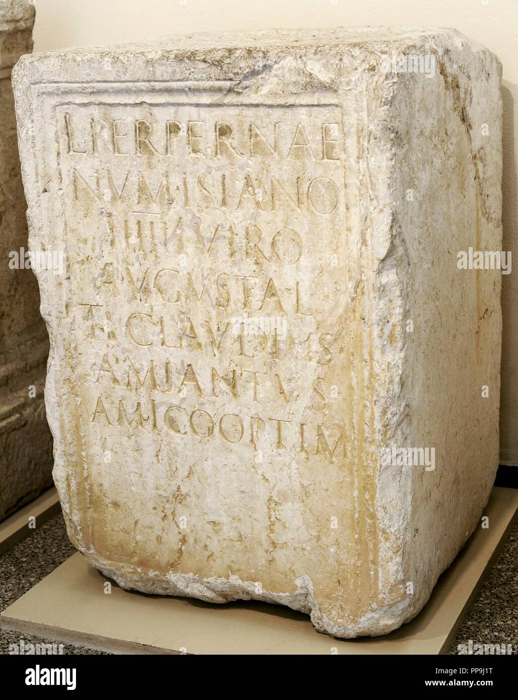 Roman statue pedestal. Dedicated to Lucius Perperna Numisianus, servir ...