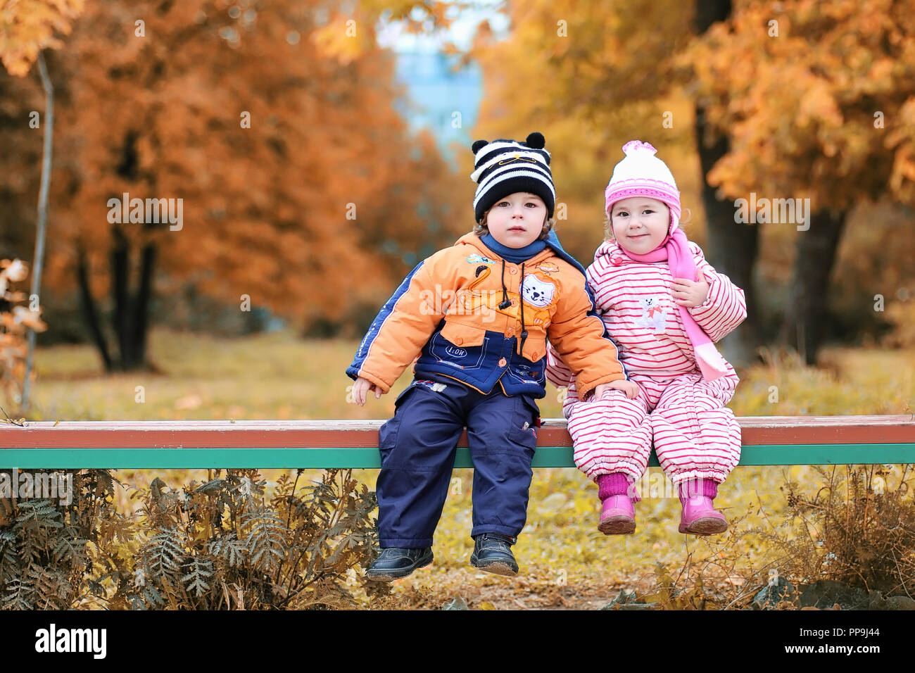 Children on the street play Stock Photo - Alamy