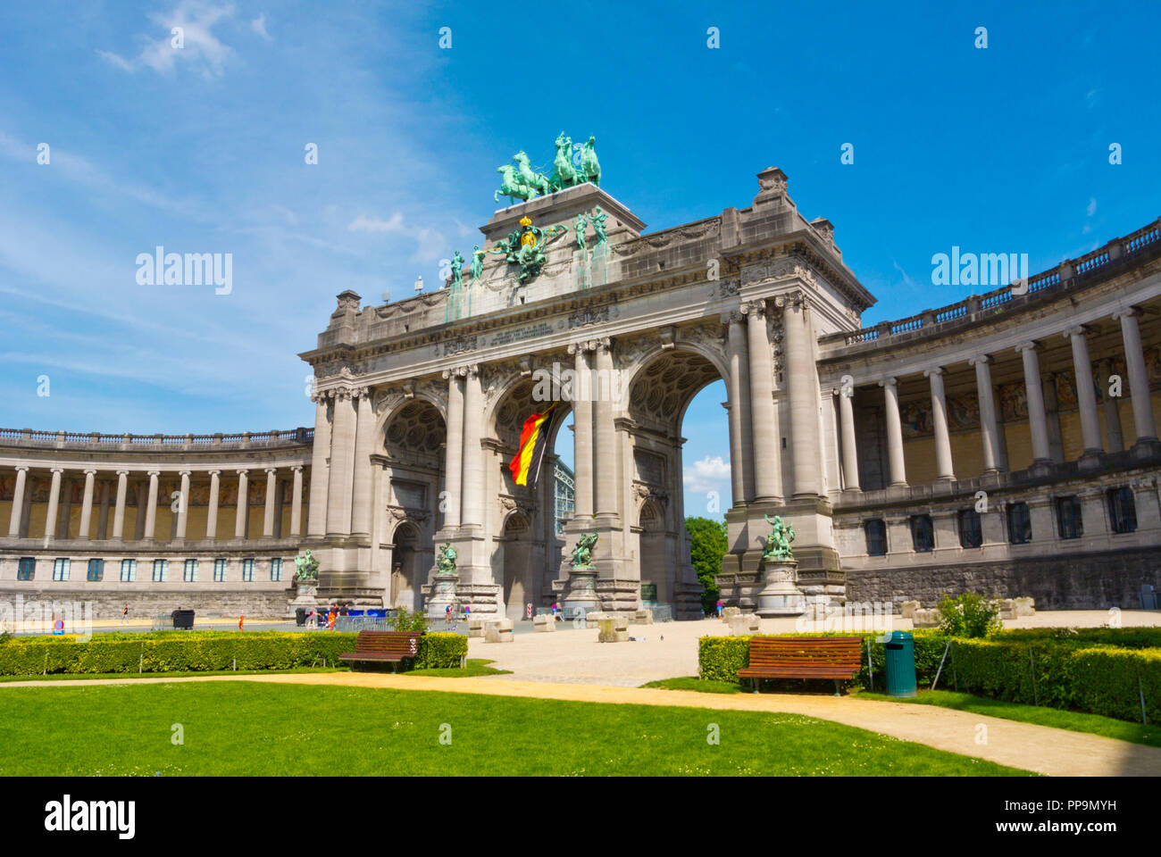 Cinquantenaire arch brussels hi-res stock photography and images - Alamy