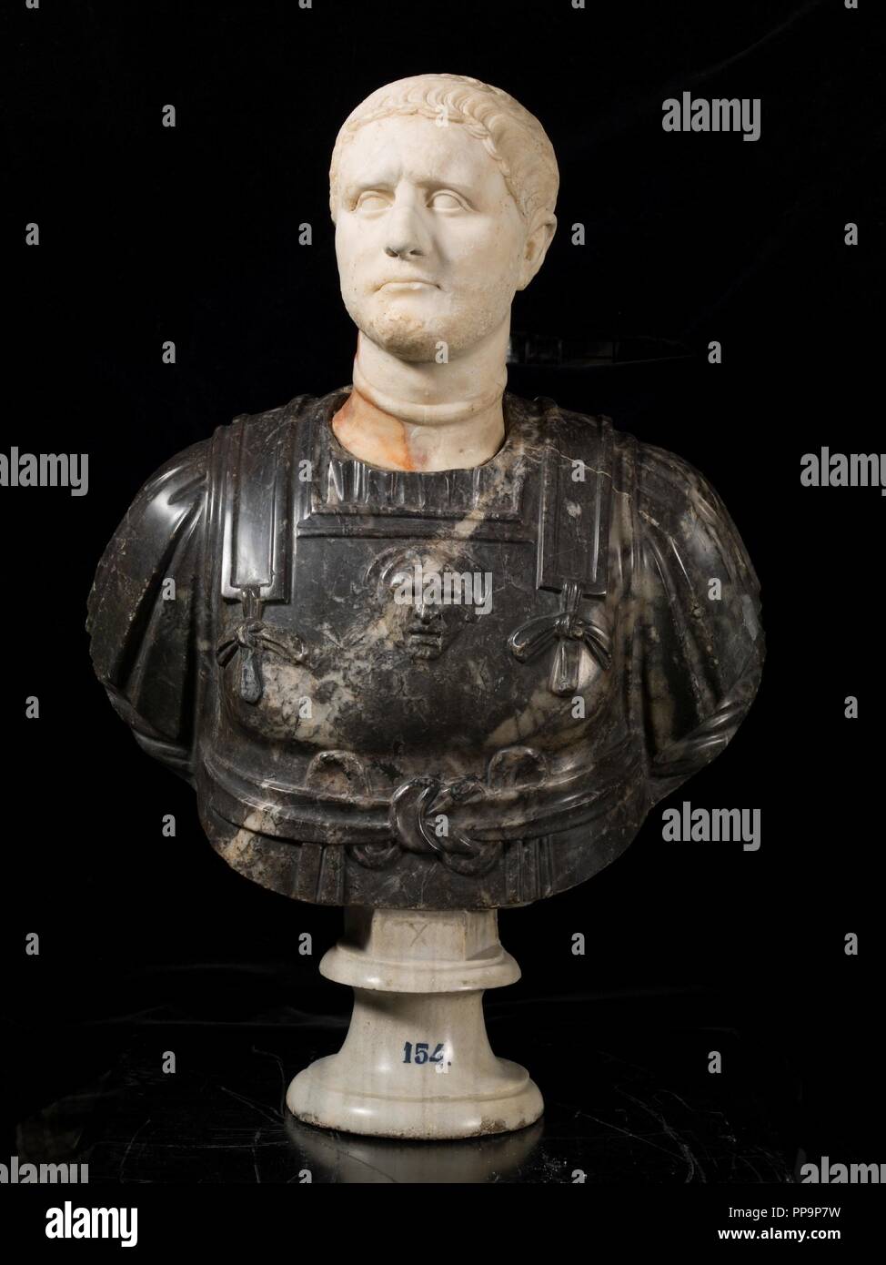 Taller romano hi-res stock photography and images - Alamy