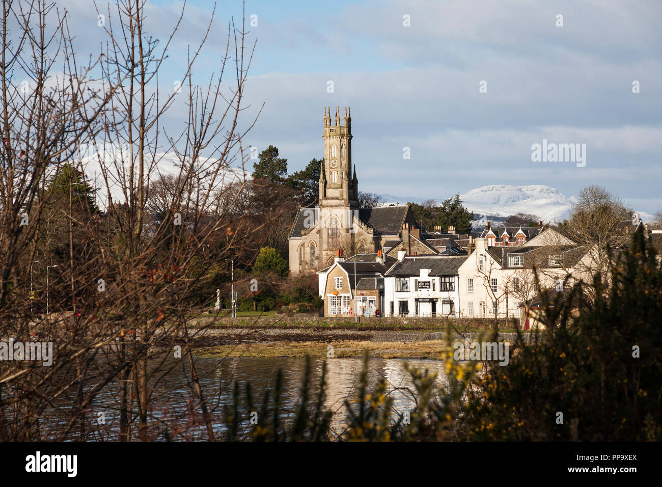 The conservation village of Rhu in Argyll, Scotland, with a view of the ...