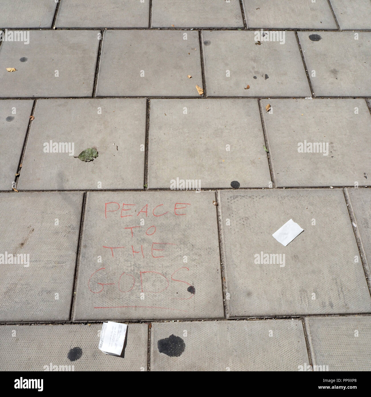 Bins left out hi-res stock photography and images - Alamy