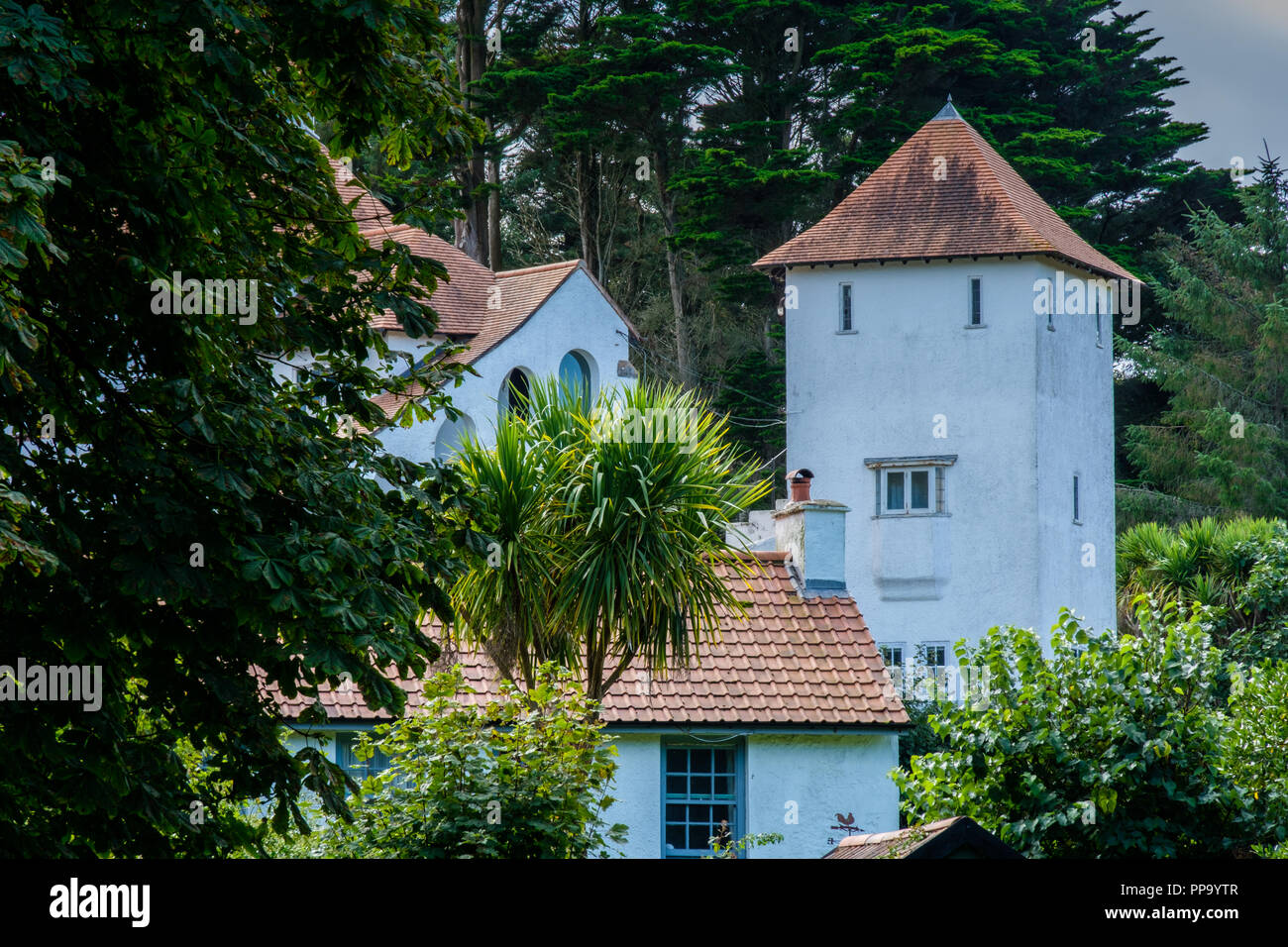 Monastery buildings hi-res stock photography and images - Alamy