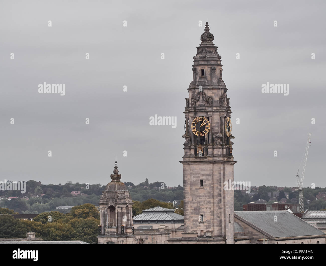 Reflection of cardiff castle hi-res stock photography and images - Alamy