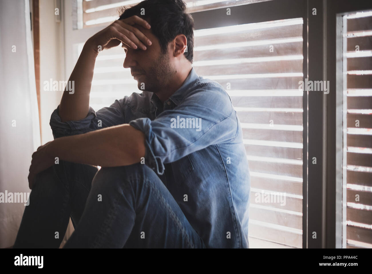 Loneliness man hi-res stock photography and images - Alamy