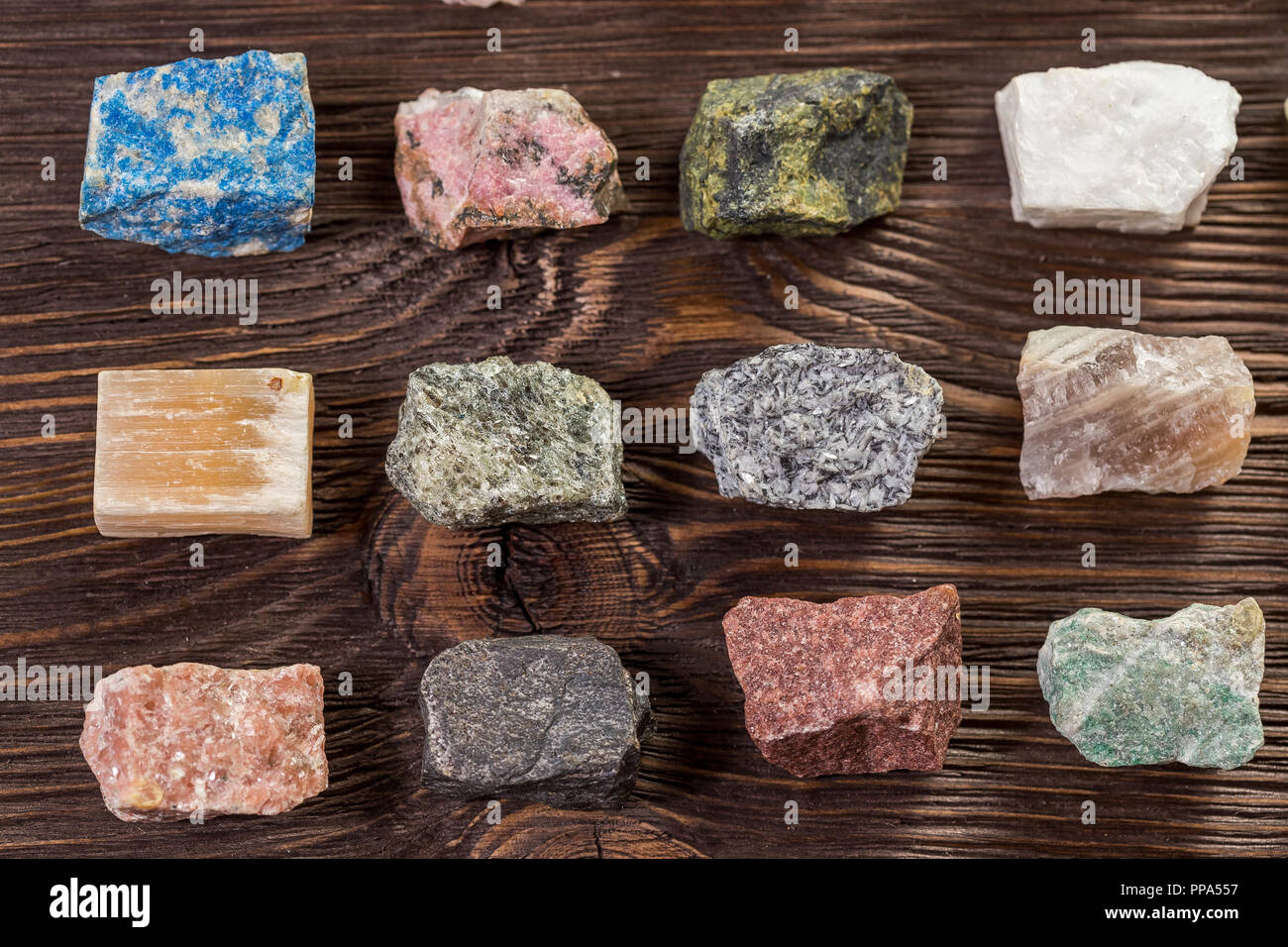 Collection of small stones hi-res stock photography and images - Alamy