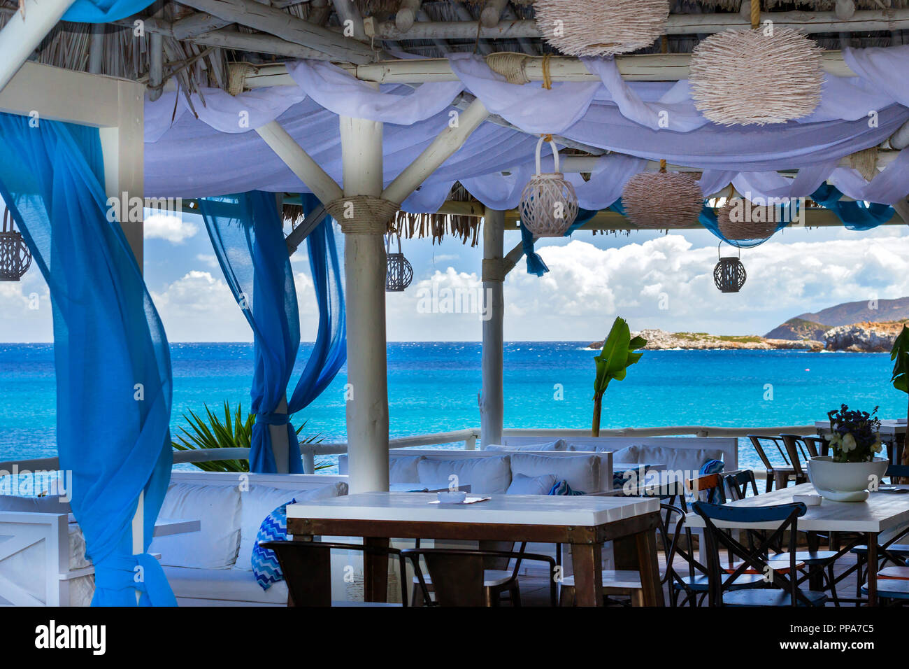 Comfortable tourist cafe with sea view. Beach restaurant on the ...