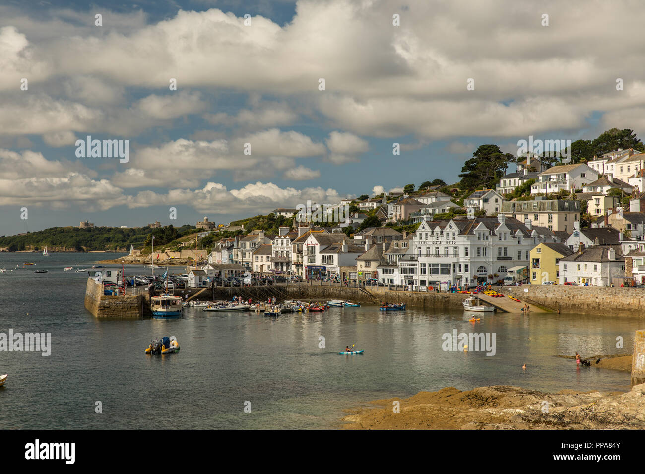 St mawes hi-res stock photography and images - Alamy