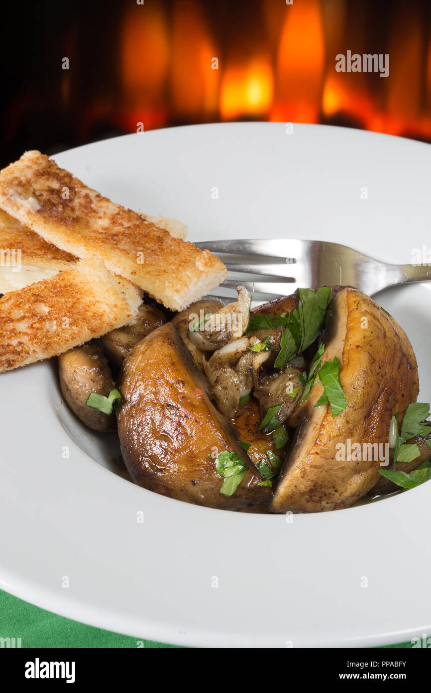 English pub entree dish hi-res stock photography and images - Alamy