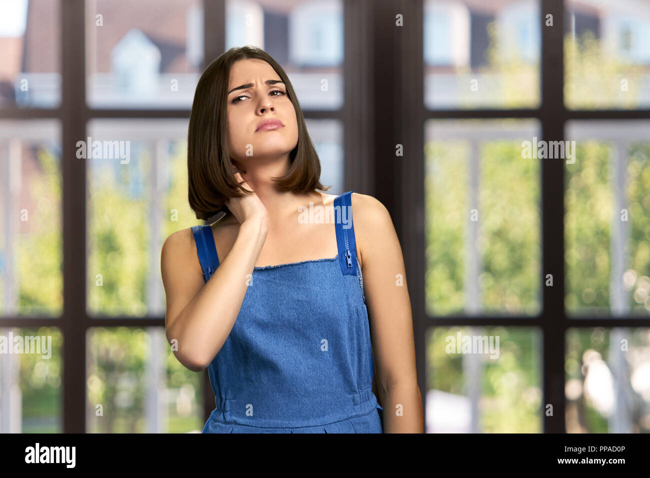 Pinched face hi-res stock photography and images - Alamy