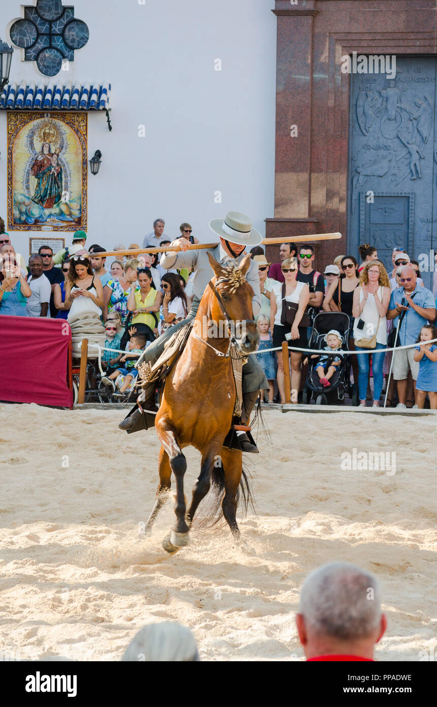 Garrocha hi-res stock photography and images - Alamy