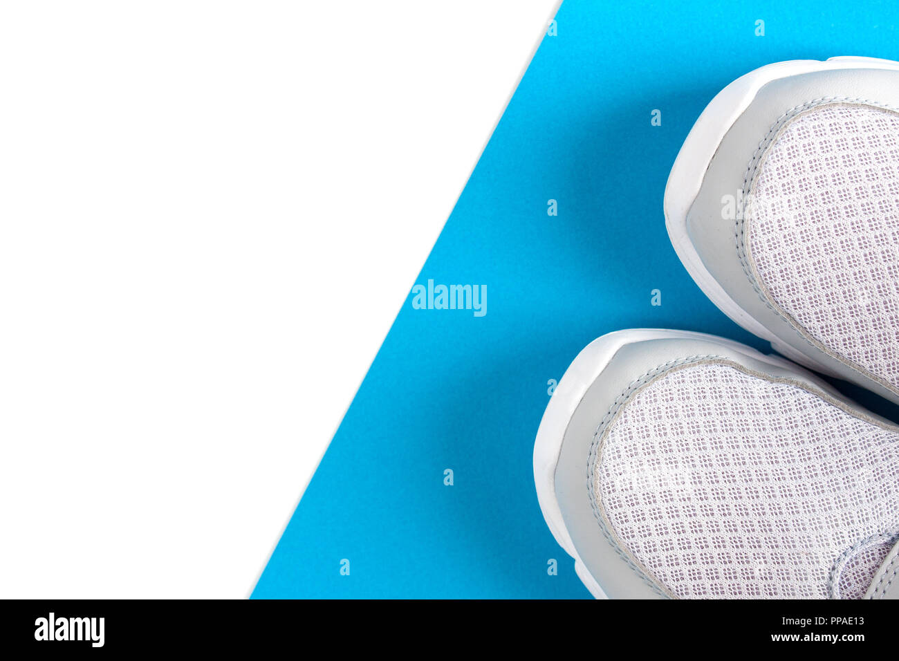 Two color background hi-res stock photography and images - Alamy