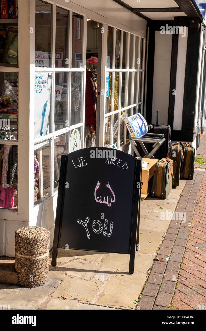 Charity shop signs hi-res stock photography and images - Alamy