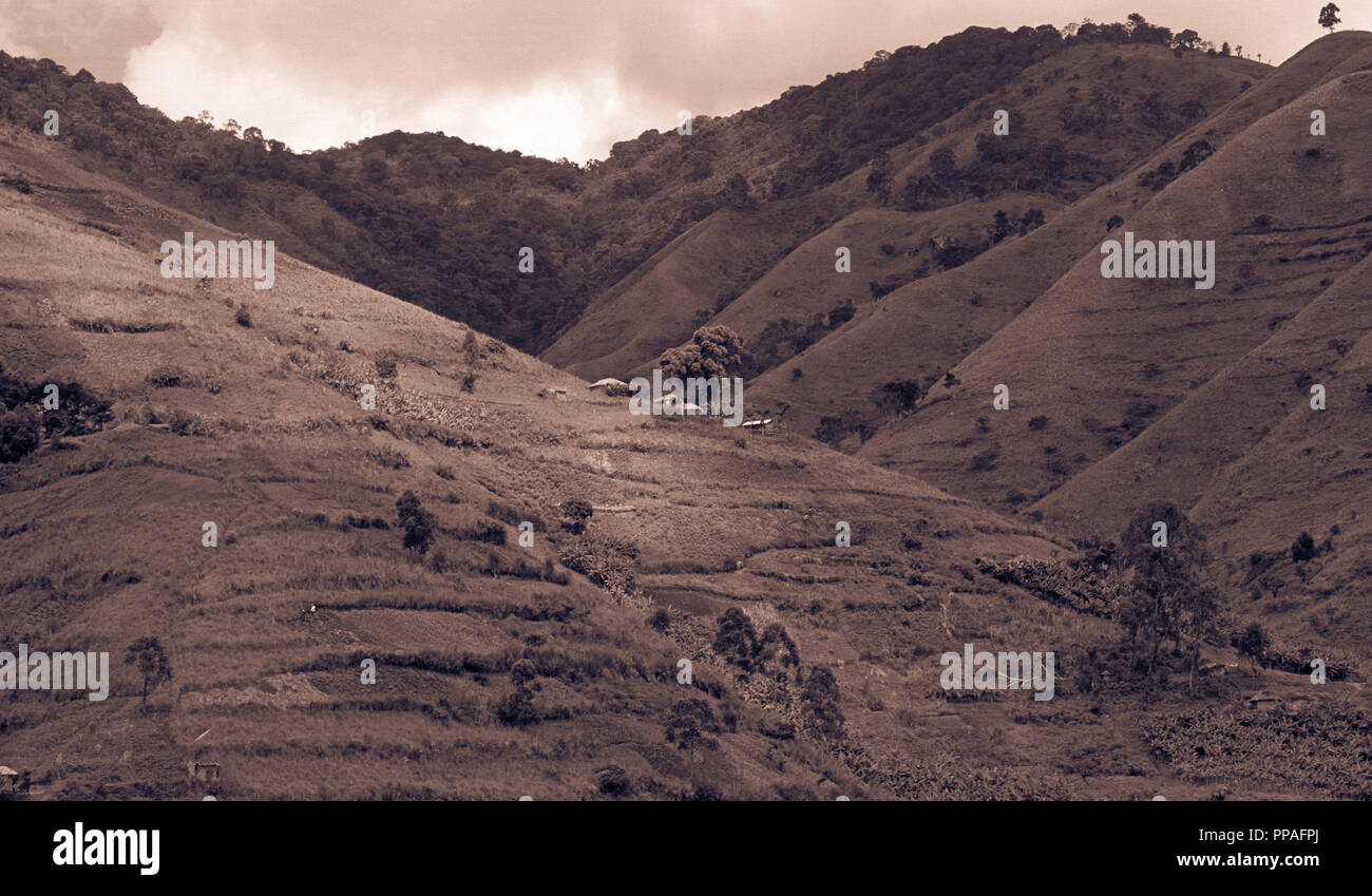 Fort portal uganda hi-res stock photography and images - Alamy