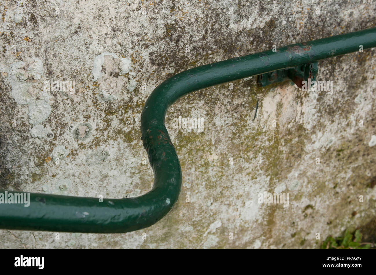 Green railing hi-res stock photography and images - Alamy
