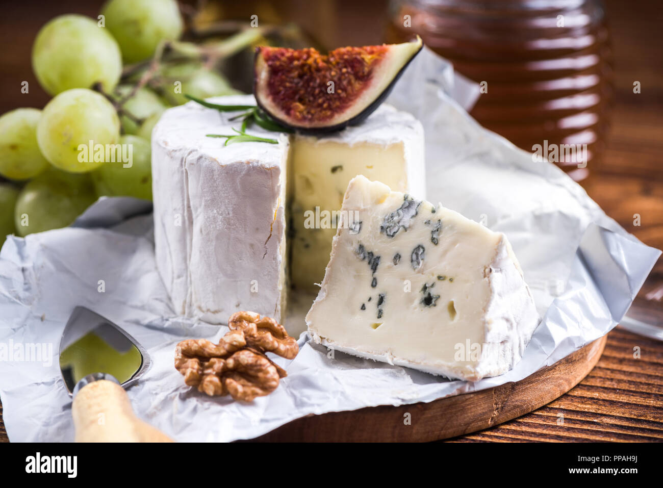 Blue Cheese cut, serving portion Stock Photo - Alamy