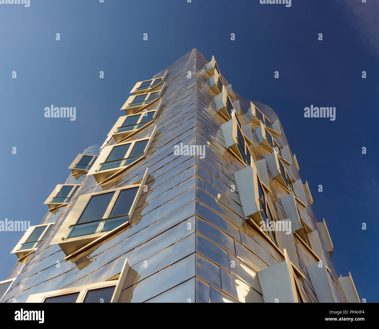 Gehry Buildings, Neuer Zollhof, Media Harbor, Duesseldorf, North Rhine ...