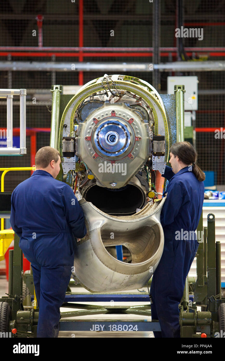 Aircraft engineer hi-res stock photography and images - Alamy
